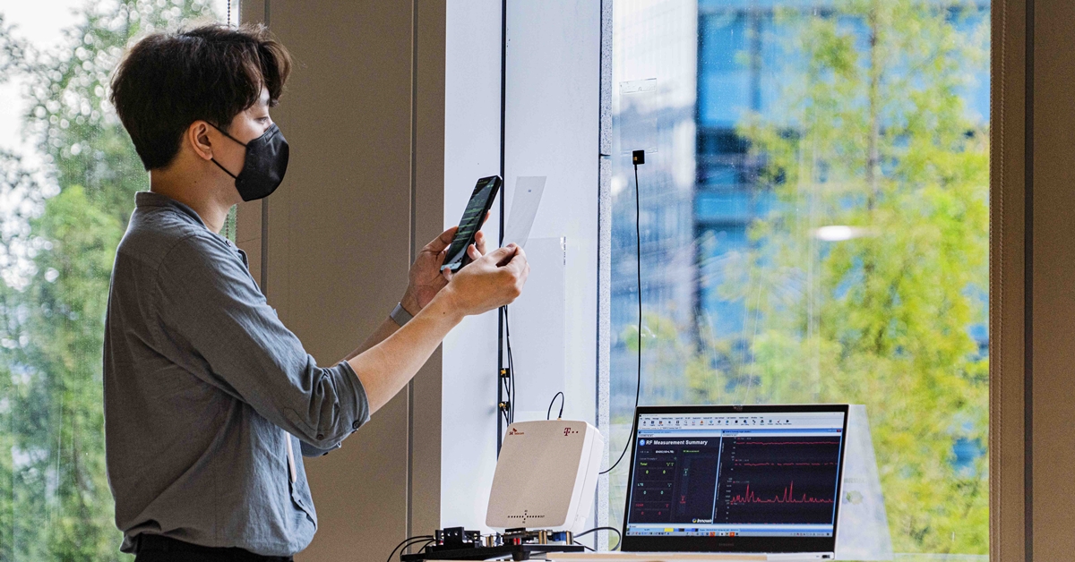 SKT, 투명안테나 및 RIS 기술로 이동통신 기술 진화 선도 – SK텔레콤 뉴스룸