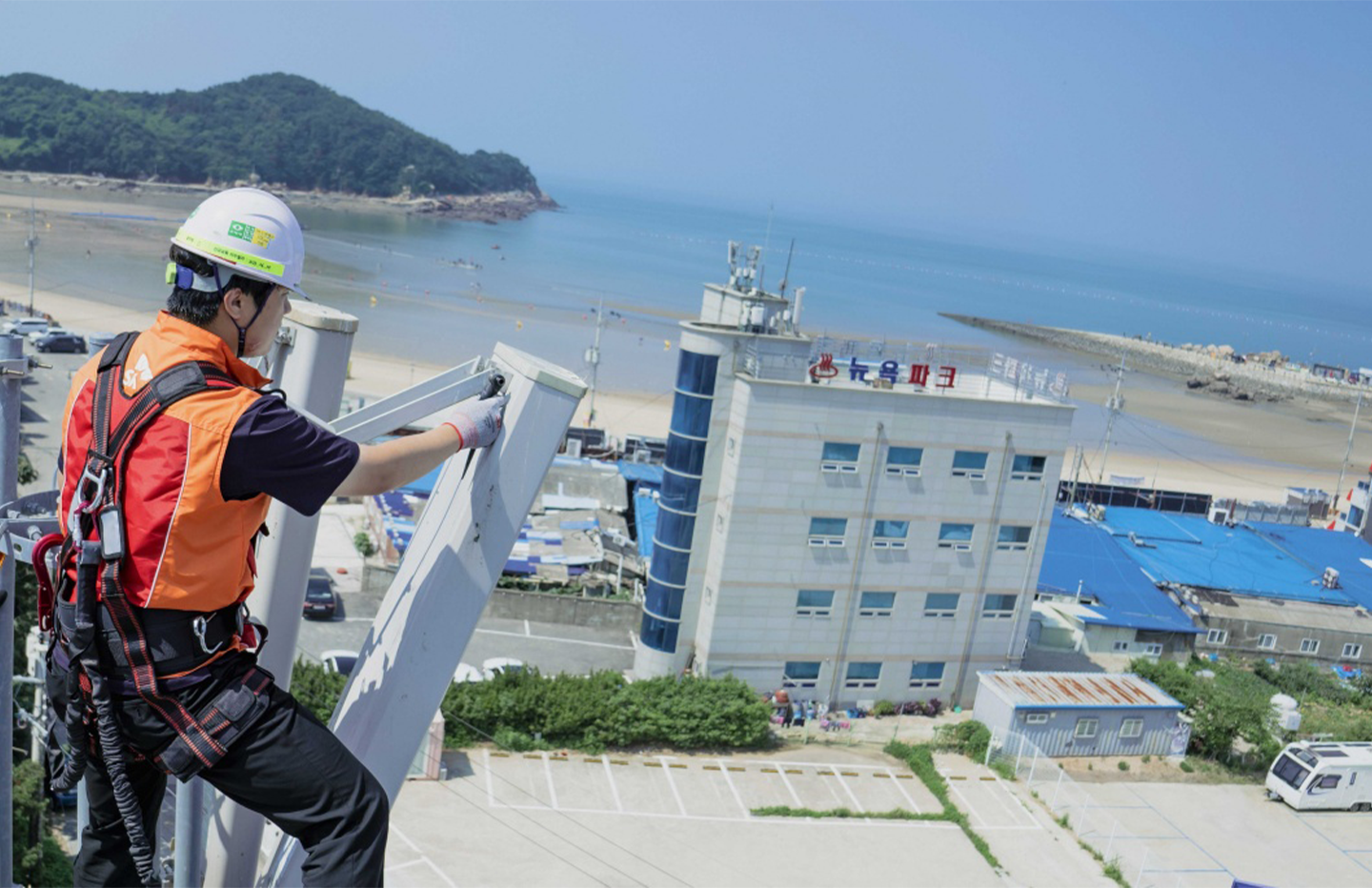 SK텔레콤 구성원이 주목한 올해 SKT 10대 뉴스는? – SK텔레콤 뉴스룸