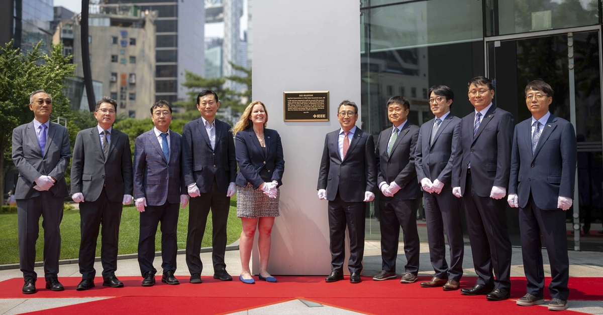 SKT, CDMA 상용화 공헌으로 ICT 명예의 전당 등재 – SK텔레콤 뉴스룸