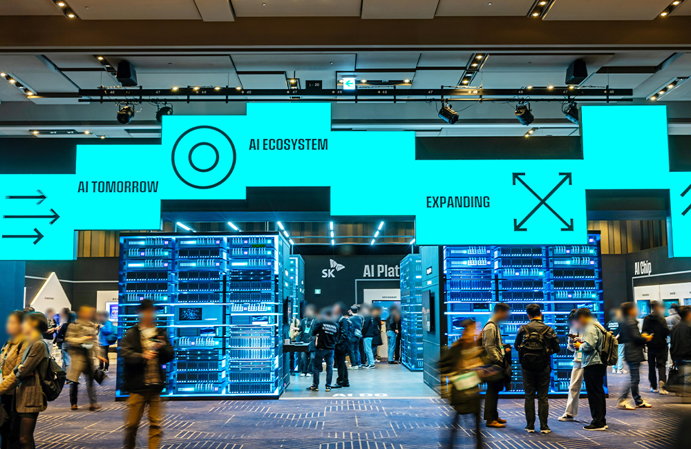 [SK AI Summit 2024] Embracing the Future: SK’s Approach to Next Era of AI – 유영상 CEO KEYNOTE – SK ...