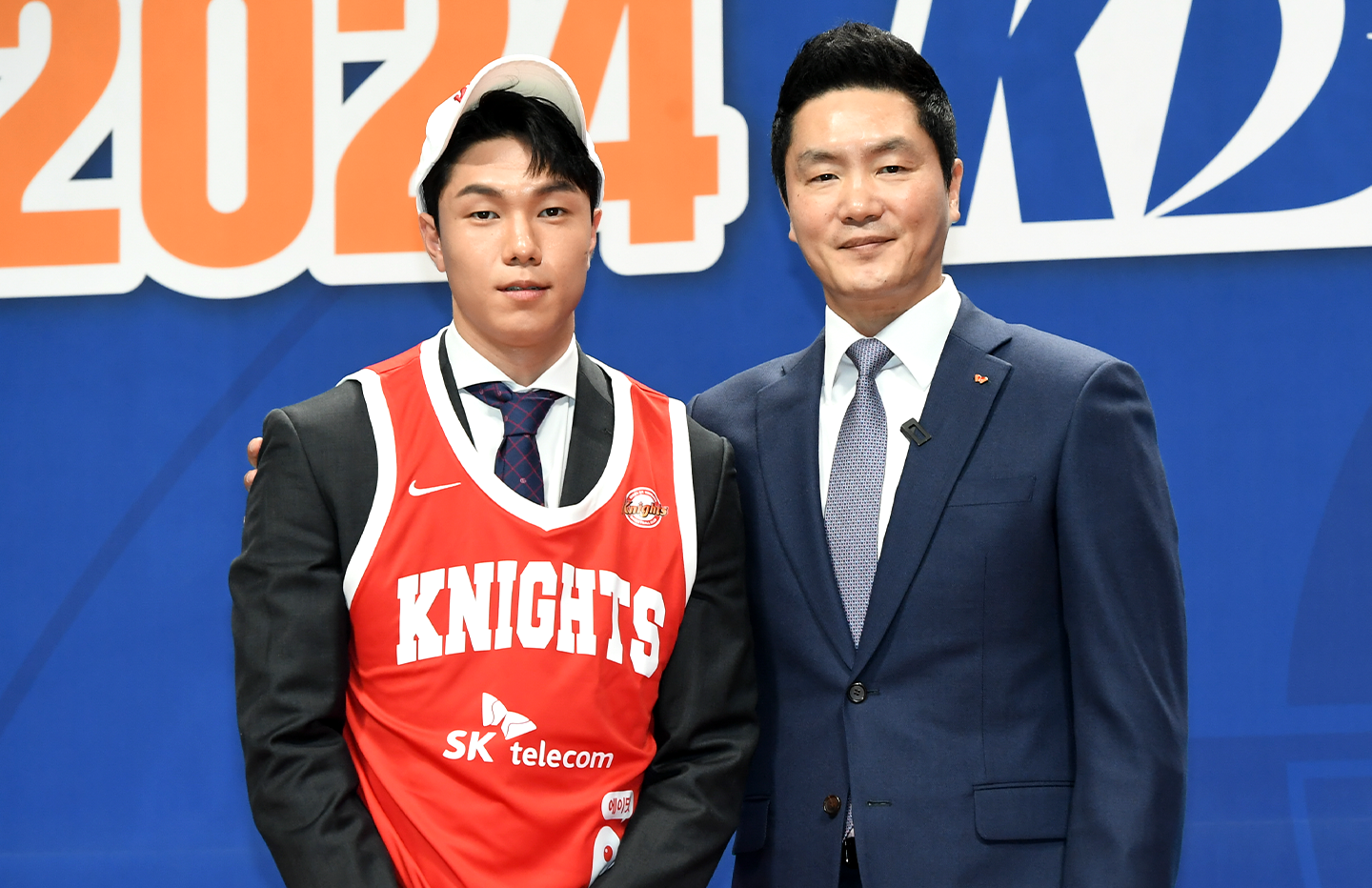 24-25 정규시즌 정상! V4를 향하는 SK나이츠 – SK텔레콤 뉴스룸