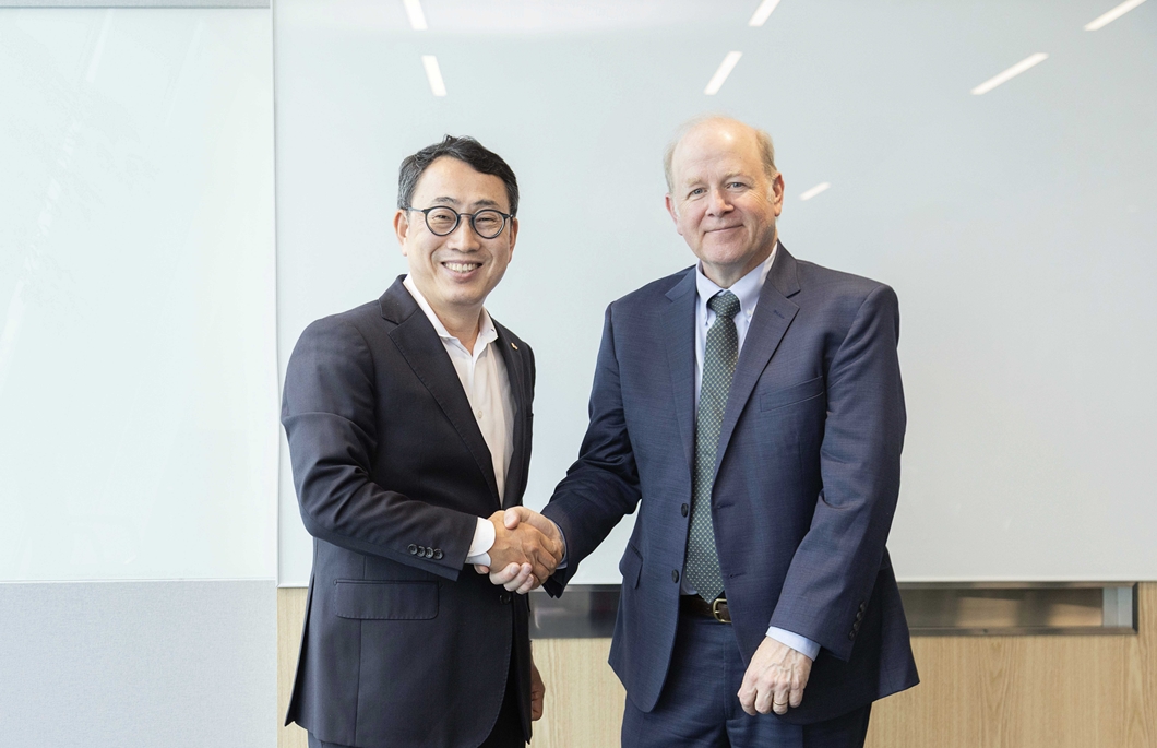 SKT 에이닷, ‘멀티 LLM 에이전트’ PC 버전 출시로 AI 검색 경험 강화 – SK텔레콤 뉴스룸