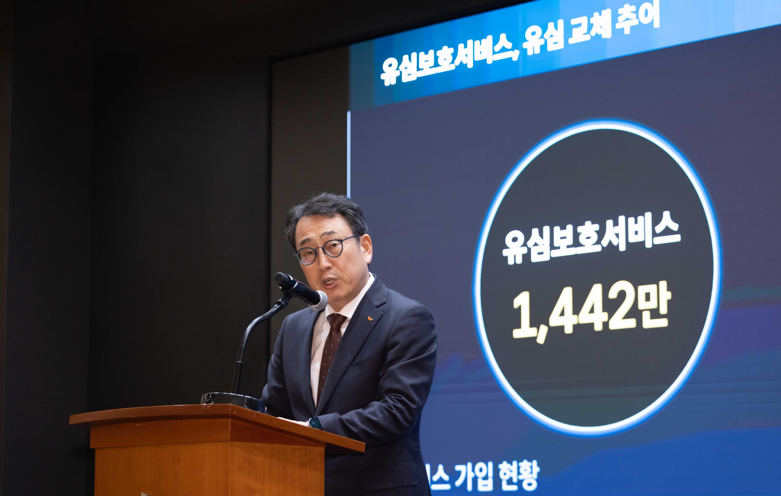 SKT 유영상 CEO, 고객 보호 위한 추가 조치 발표 “전국 2,600여개 T월드 매장에서 신규 가입자 모집 중단” – SK텔레콤 뉴스룸