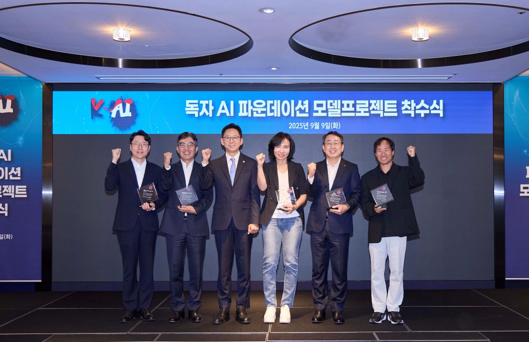 ‘독자 AI 모델’ SKT 정예팀, “대한민국 AI의 새로운 전환점 열 것” – SK텔레콤 뉴스룸